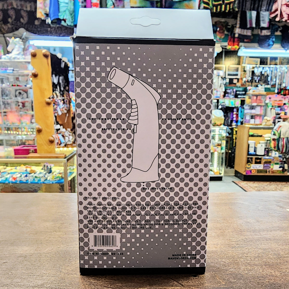 Maven Shark Torch-Black – Happy Trails Inc & Joe's Smoke Shop