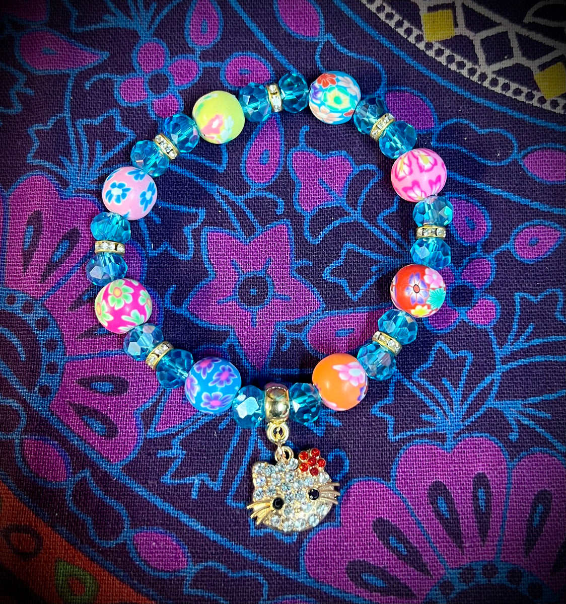 Stretchy Hello Kitty Bracelet – Happy Trails Inc & Joe's Smoke Shop