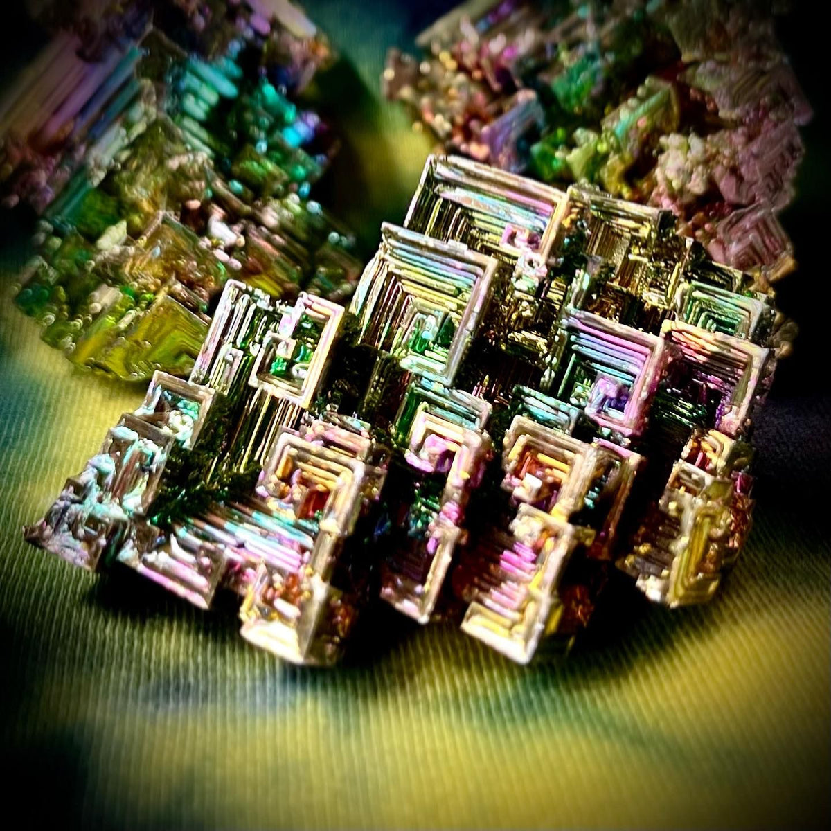"Medium" Bismuth Chunk – Happy Trails Inc & Joe's Smoke Shop